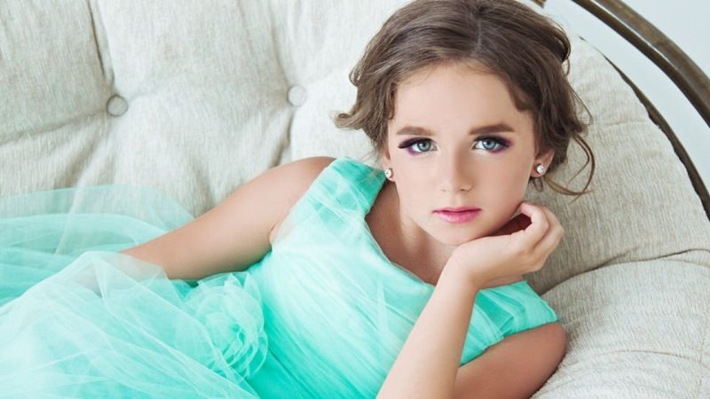 Nejkrásnější dívka na světě se proměnila v drsnou puberťačku